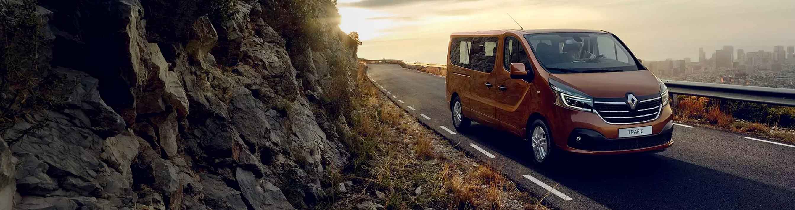 Renault Trafic Overview | The Taxi Centre